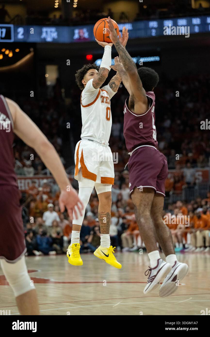 Texas, USA. 17th Jan, 2026. Jordan Pope (0) of the Texas Longhorns in ...