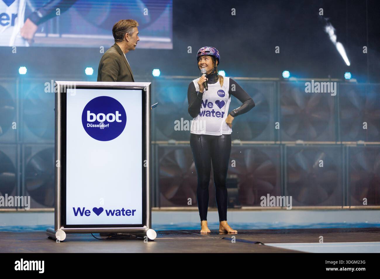 Dirk Steffens moderates the official opening ceremony of boot ...