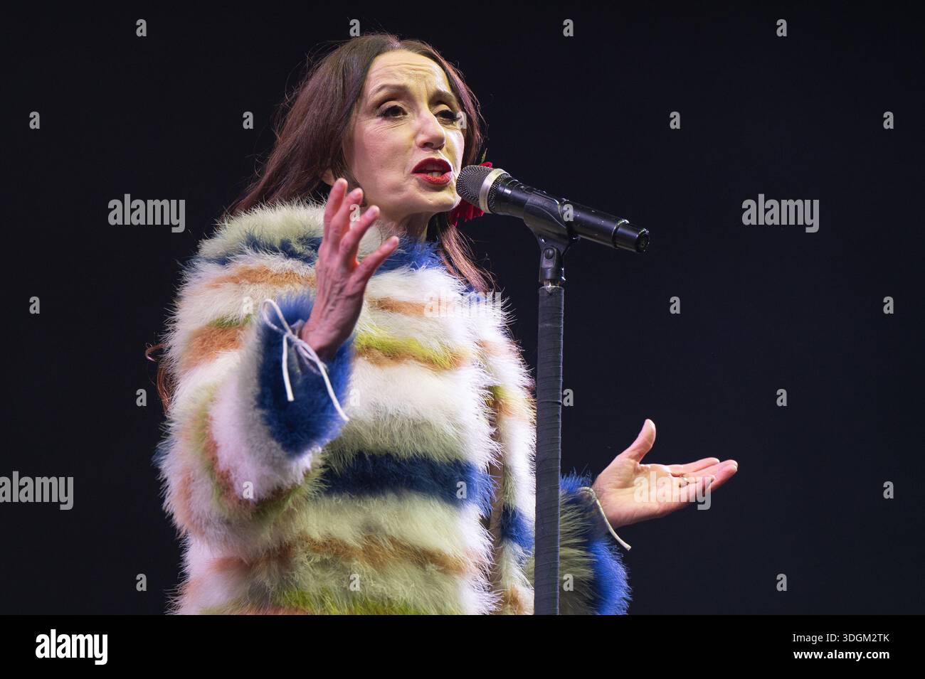 The singer Luz Casal performs during her performance festival INVERFEST ...