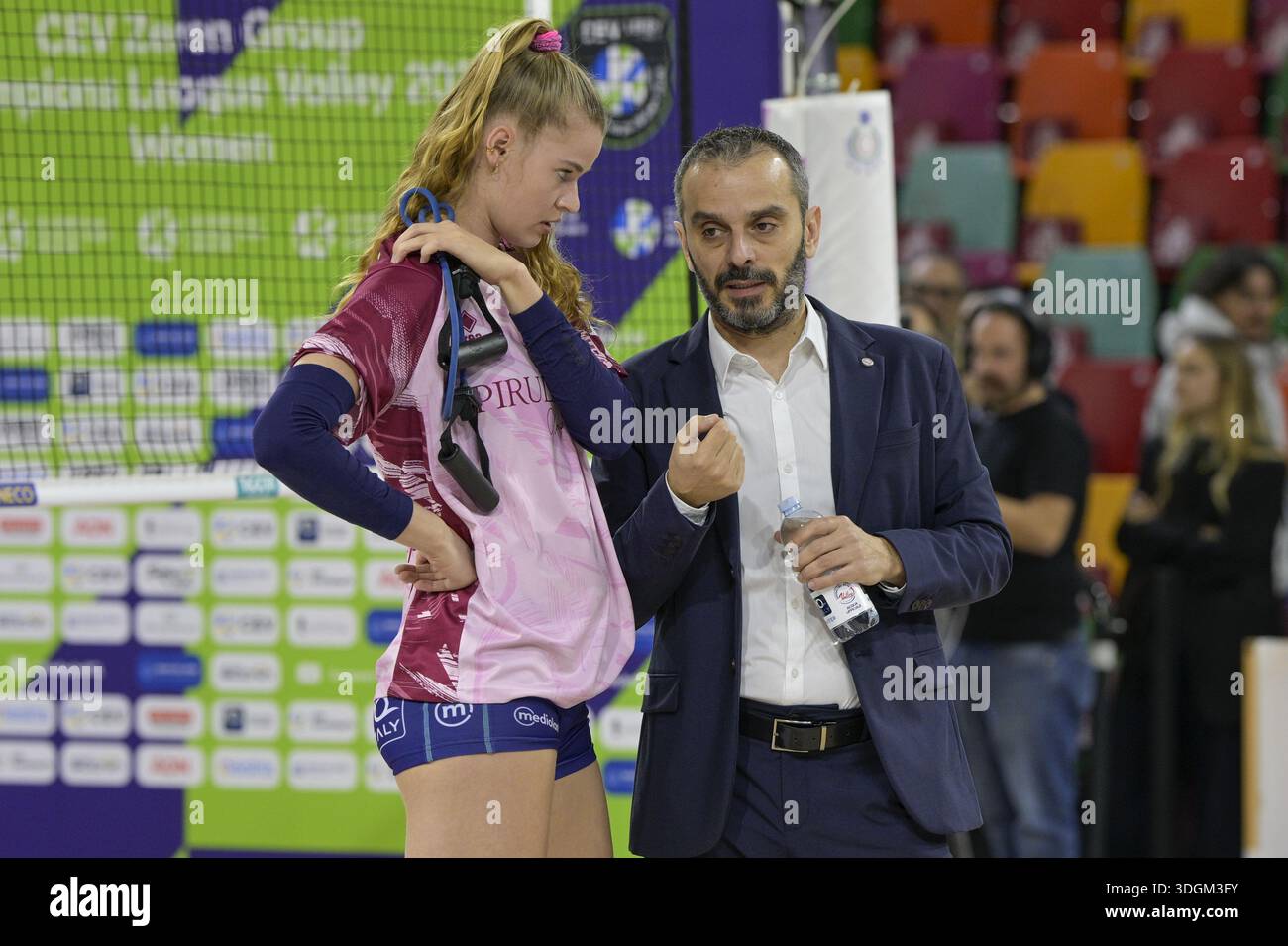 Florence, Italy. 17th Jan, 2026. CAMILLA WEITZEL AND COACH MARCO ...