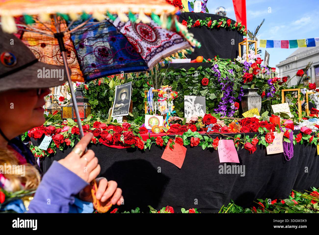 Flowers cover a memorial for Grateful Dead guitarist Bob Weir on ...