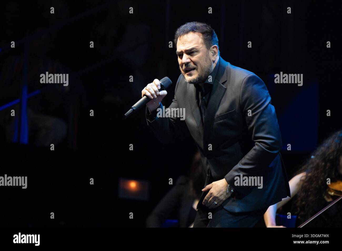 Madrid, Spain. 17th Jan, 2026. The singer Ismael Serrano performs ...