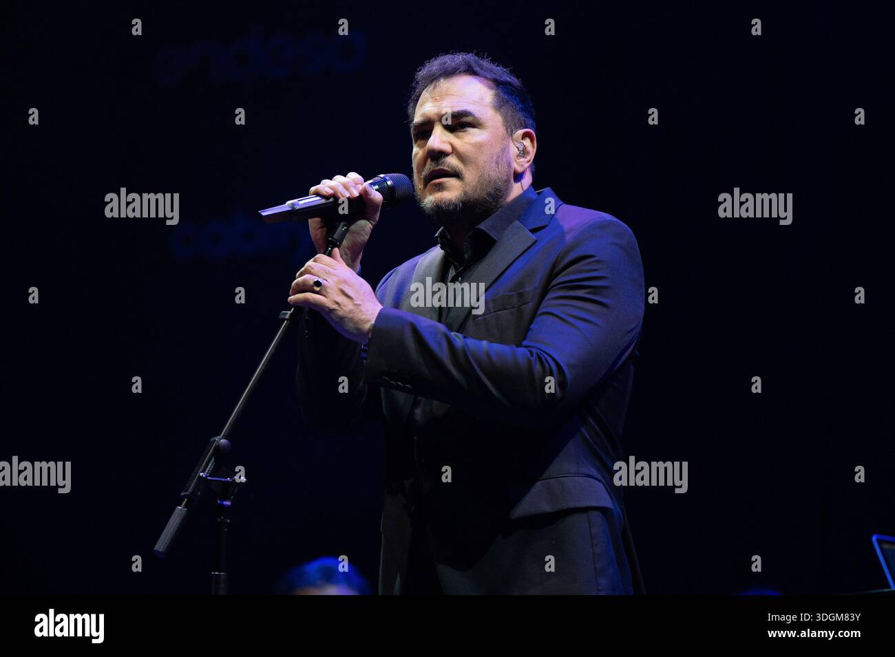 Madrid, Spain. 17th Jan, 2026. The singer Ismael Serrano performs ...