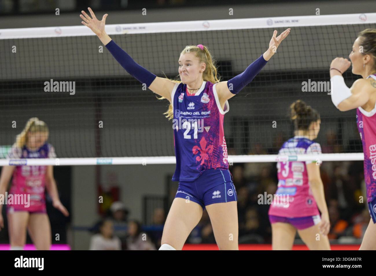 Florence, Italy. 17th Jan, 2026. CAMILLA WEITZEL during Savino Del Bene ...