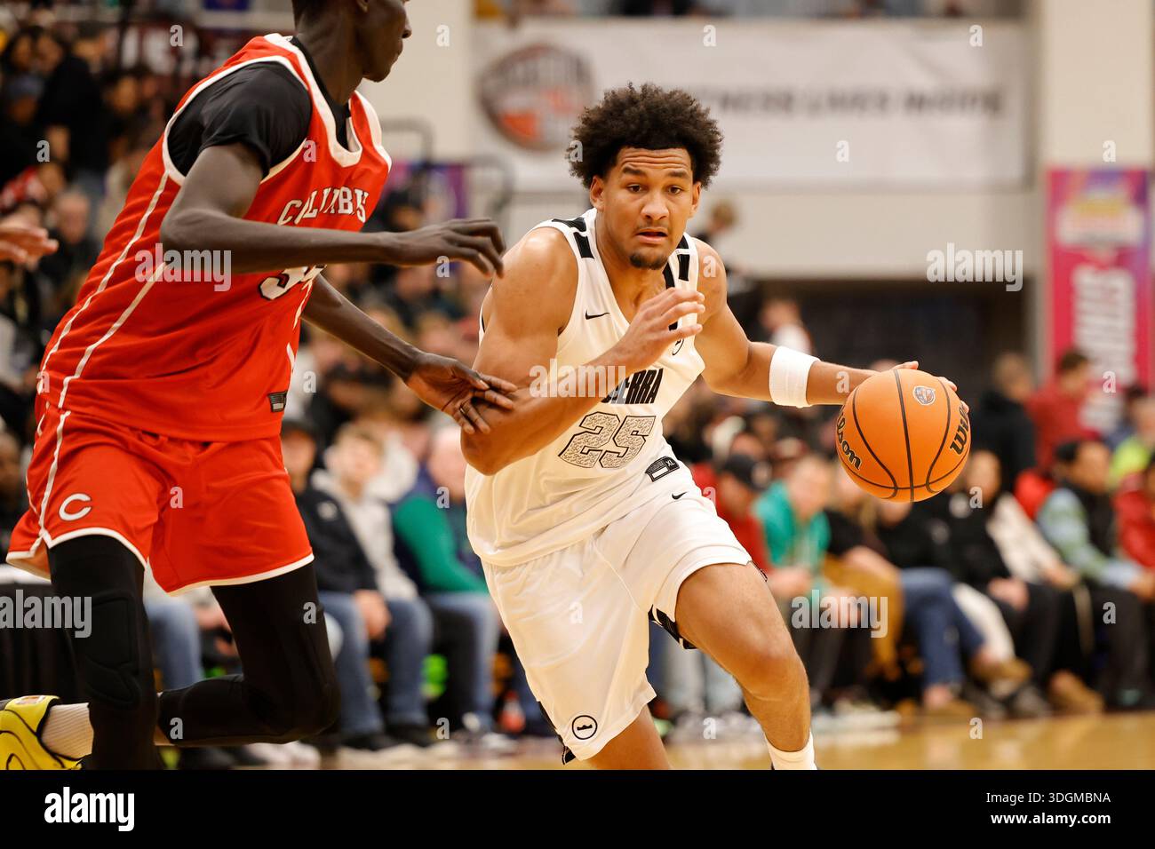 Sierra Canyon Maximo Adams (25) in action against Christopher Columbus ...