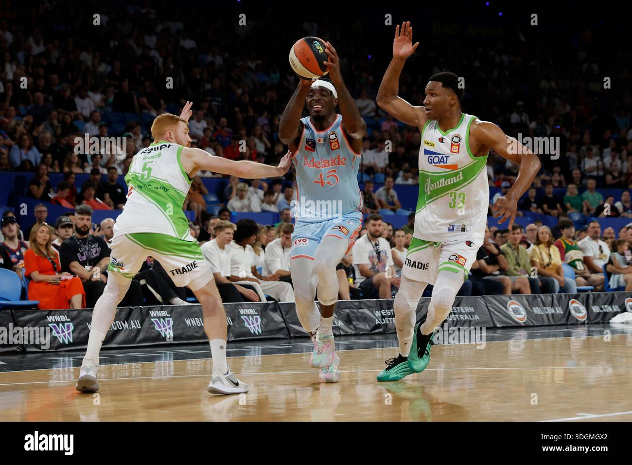 Perth, Australia. 18th Jan, 2026. Zylan Cheatham of the 36ers drives ...