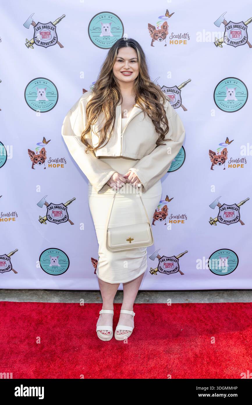 Los Angeles, USA. 17th Jan, 2026. Reporter Laura Aronson attends The ...