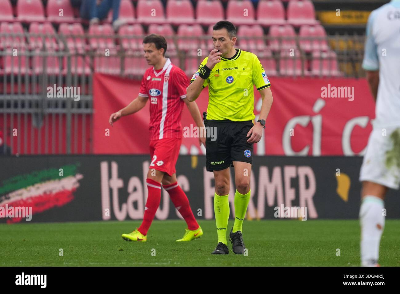 Antonio Rapuano, referee during the Italian championship Serie B ...