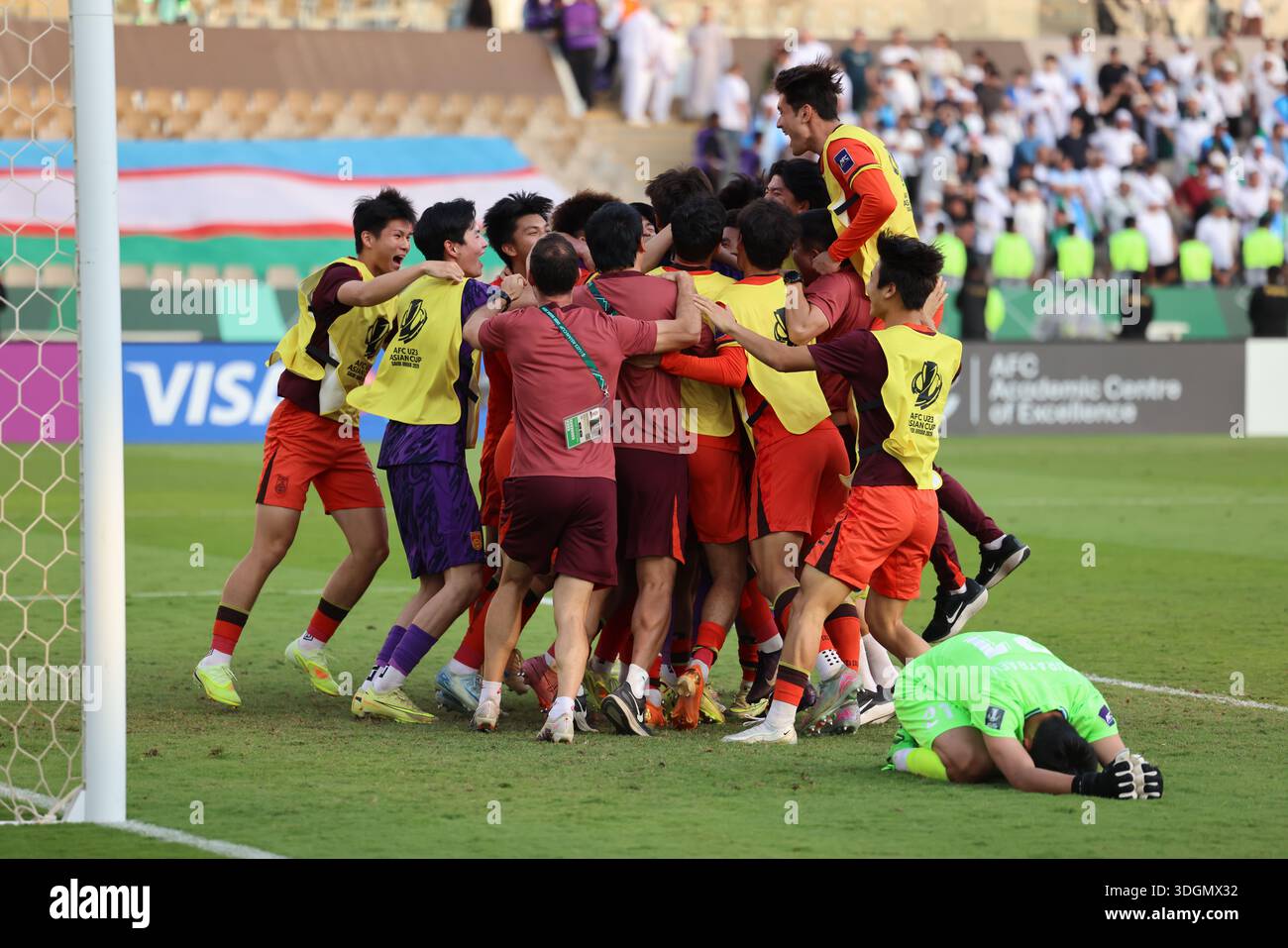 Afc asian cup saudi arabia china hi-res stock photography and images ...