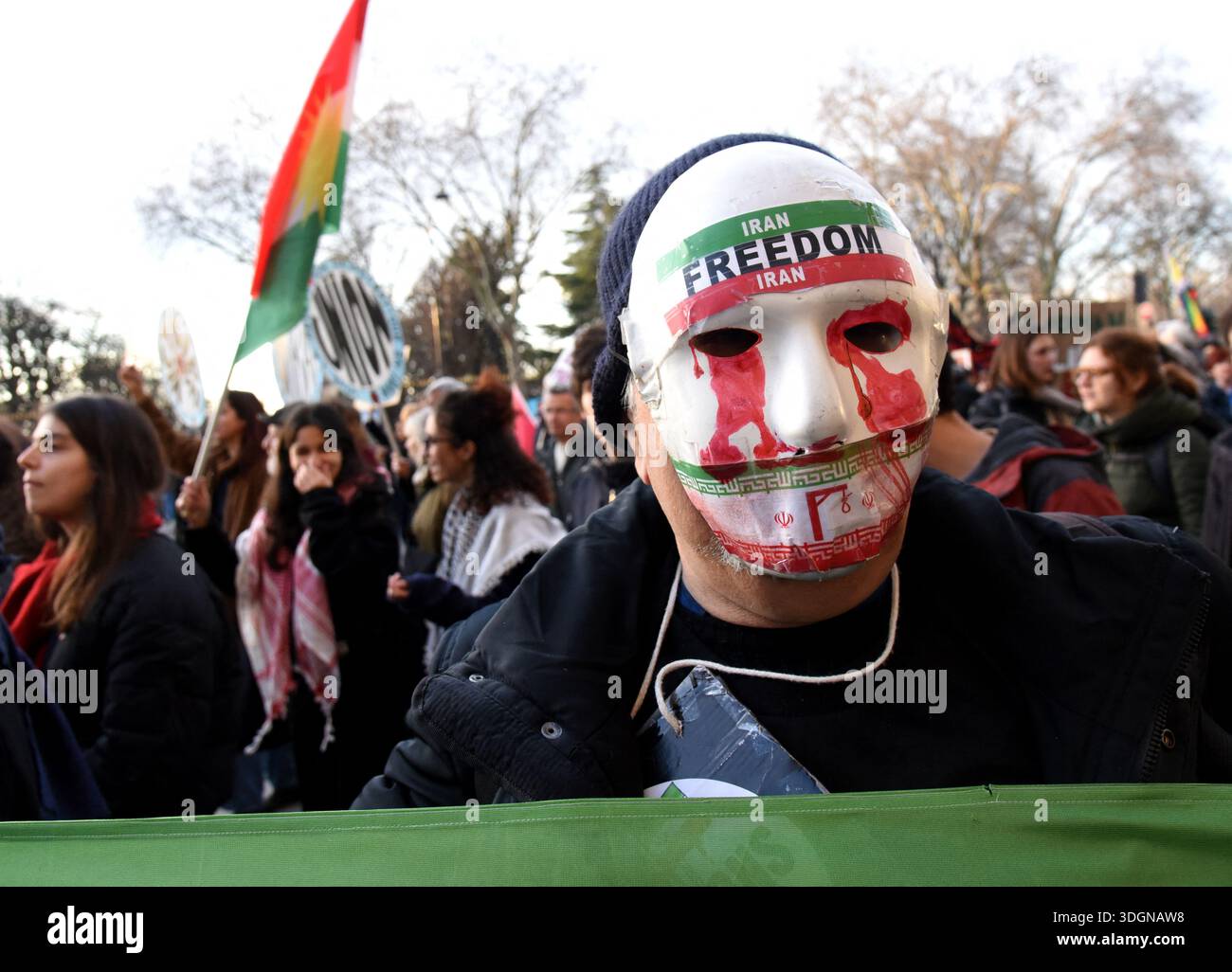 Paris, France. 17th Jan, 2026. Demonstration against Iranian regime ...