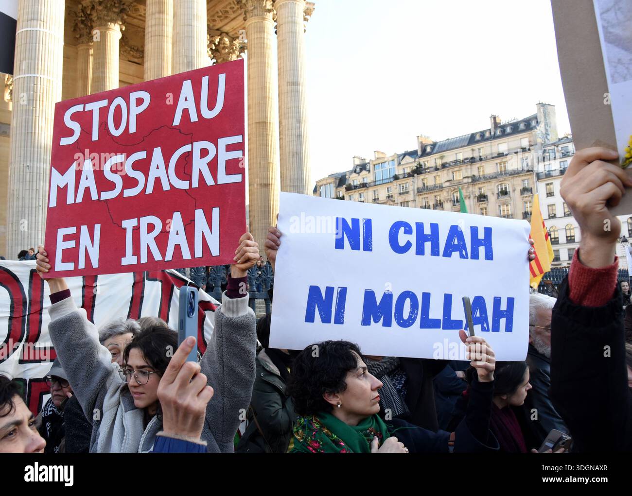 Paris, France. 17th Jan, 2026. Demonstration against Iranian regime ...