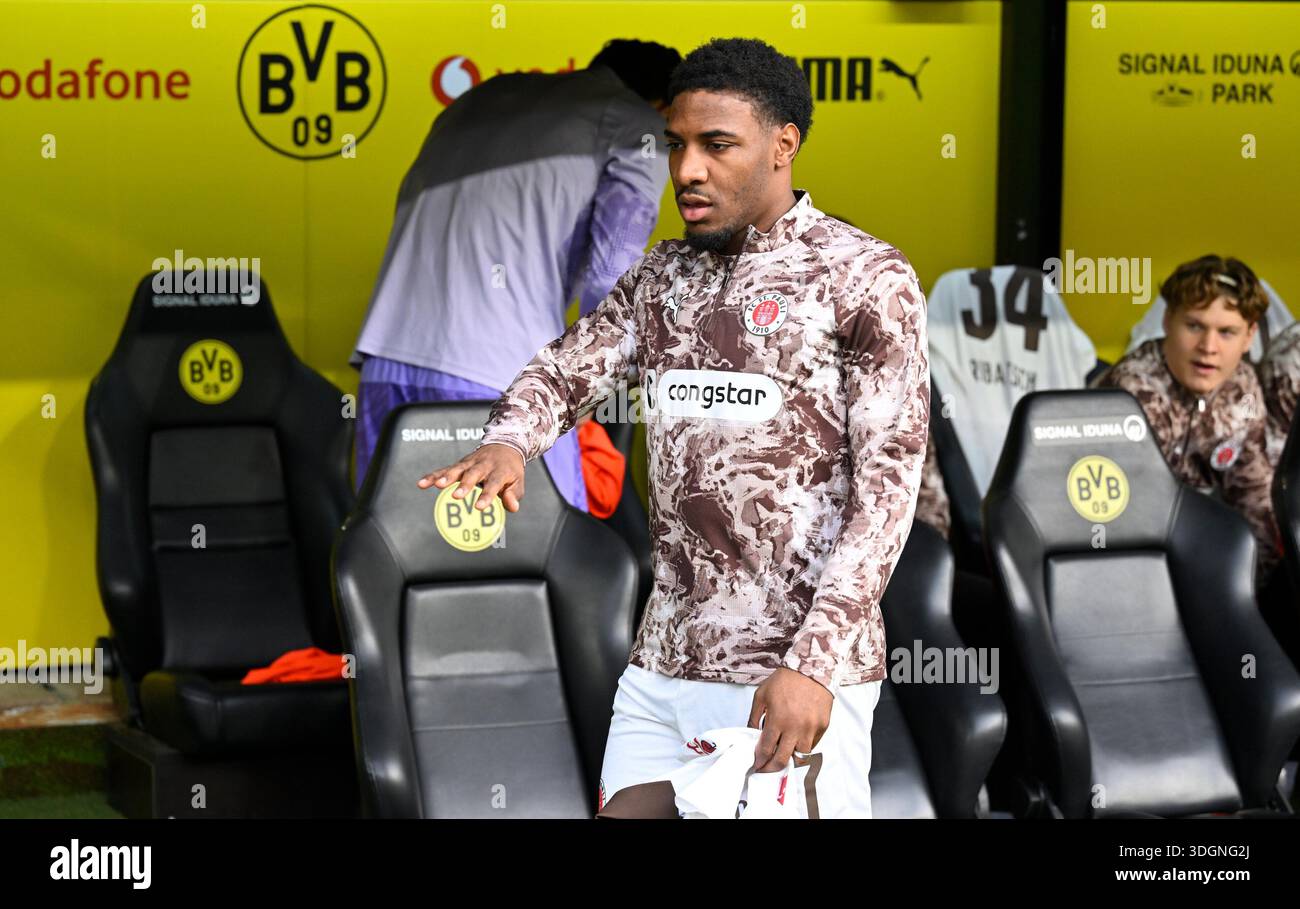 Oladapo Afolayan (St. Pauli) Dortmund, January 17, 2026, Football ...