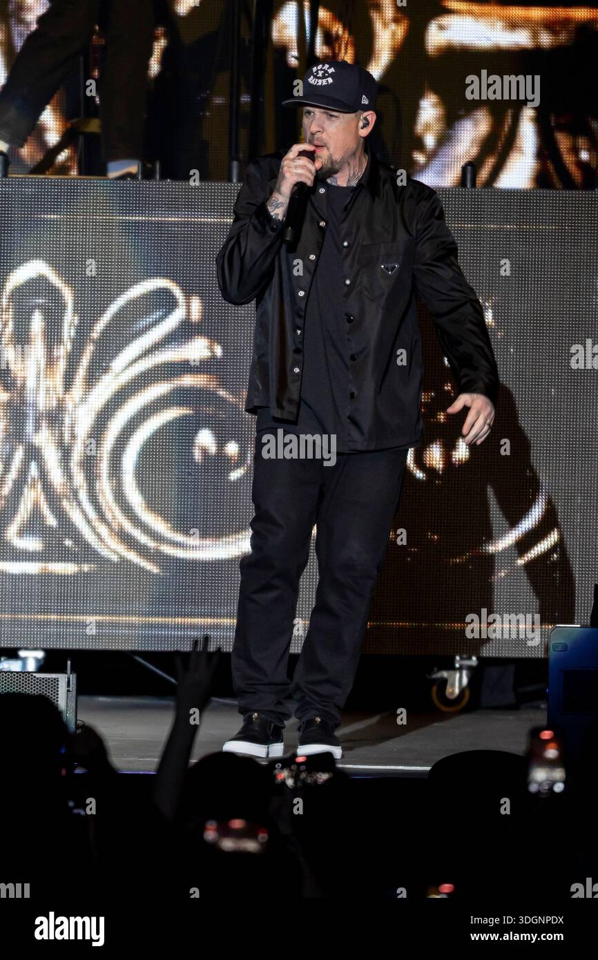 Los Angeles, USA. 17th Jan, 2026. Joel Madden of the band Good ...