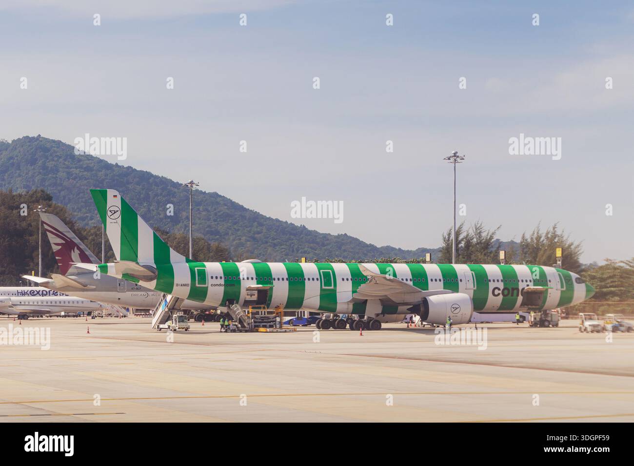 Condor airplane striped livery hi-res stock photography and images - Alamy