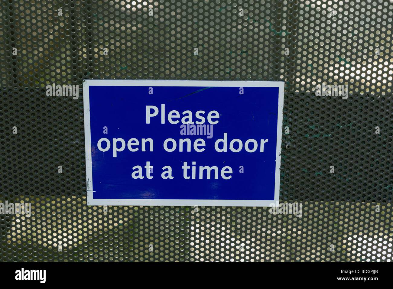 Please open hi-res stock photography and images - Alamy