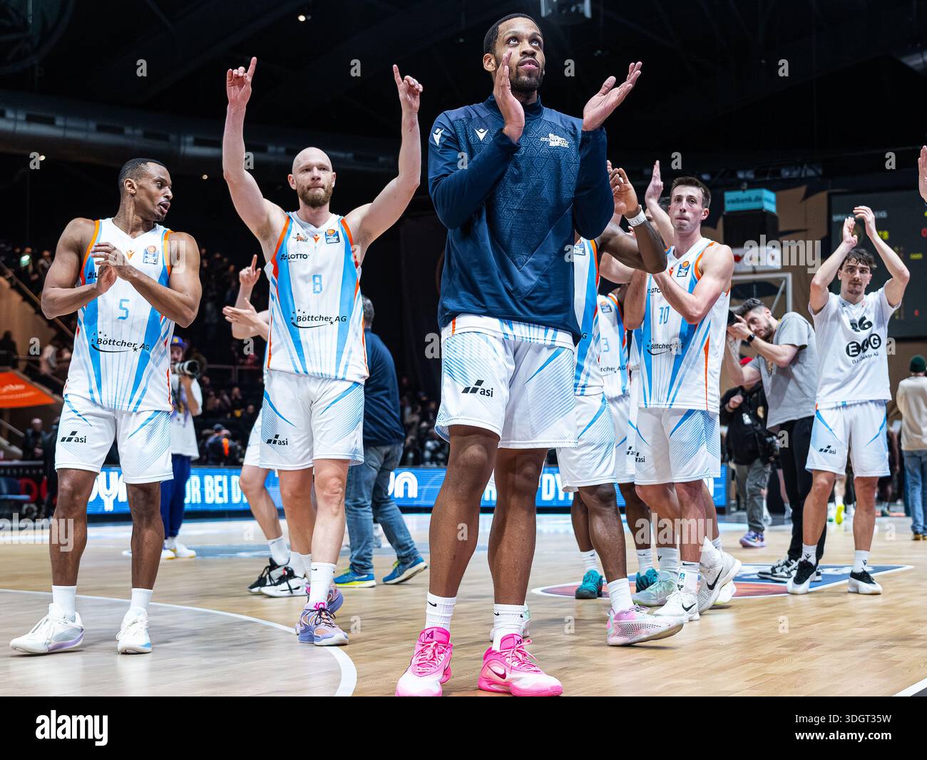 William McNair Jr. (Science City Jena, #03), Chris Carter (Science City ...