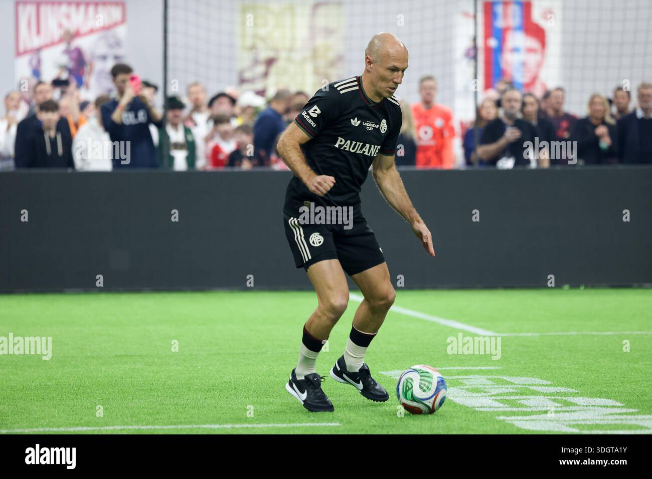 Arjen Robben (FC FC Bayern Munich Legends, #10), GER, FC Bayern Legends ...
