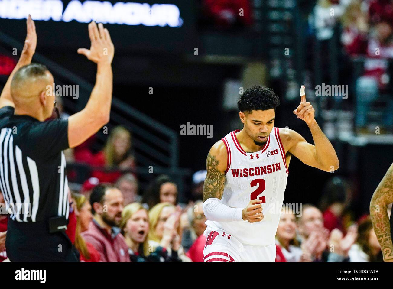 Wisconsin's Nick Boyd (2) against Rutgers during the first half of an ...