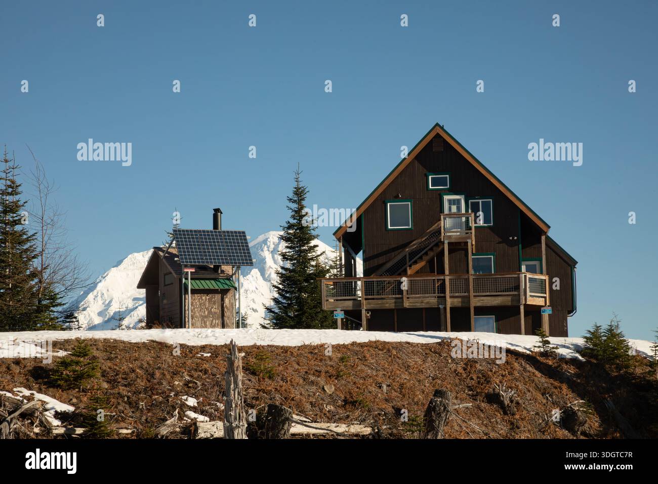 Mount tahoma huts hi-res stock photography and images - Alamy