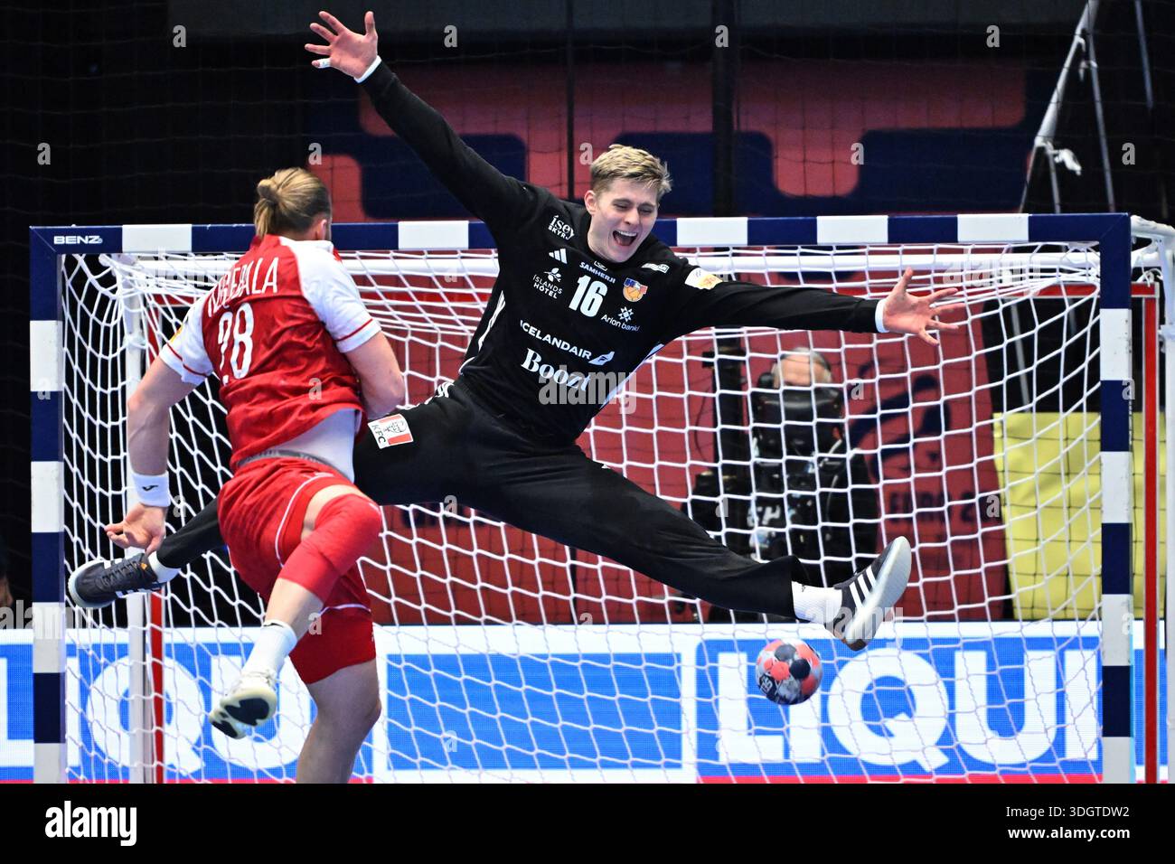 Iceland's goalkeeper Viktor Hallgrimsson and Poland's Maciej Gebala in ...