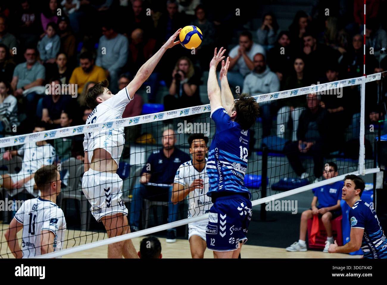 Jules DUTHOIT of Toulouse and Nicolas ZERBA of Sete during the Marmara ...