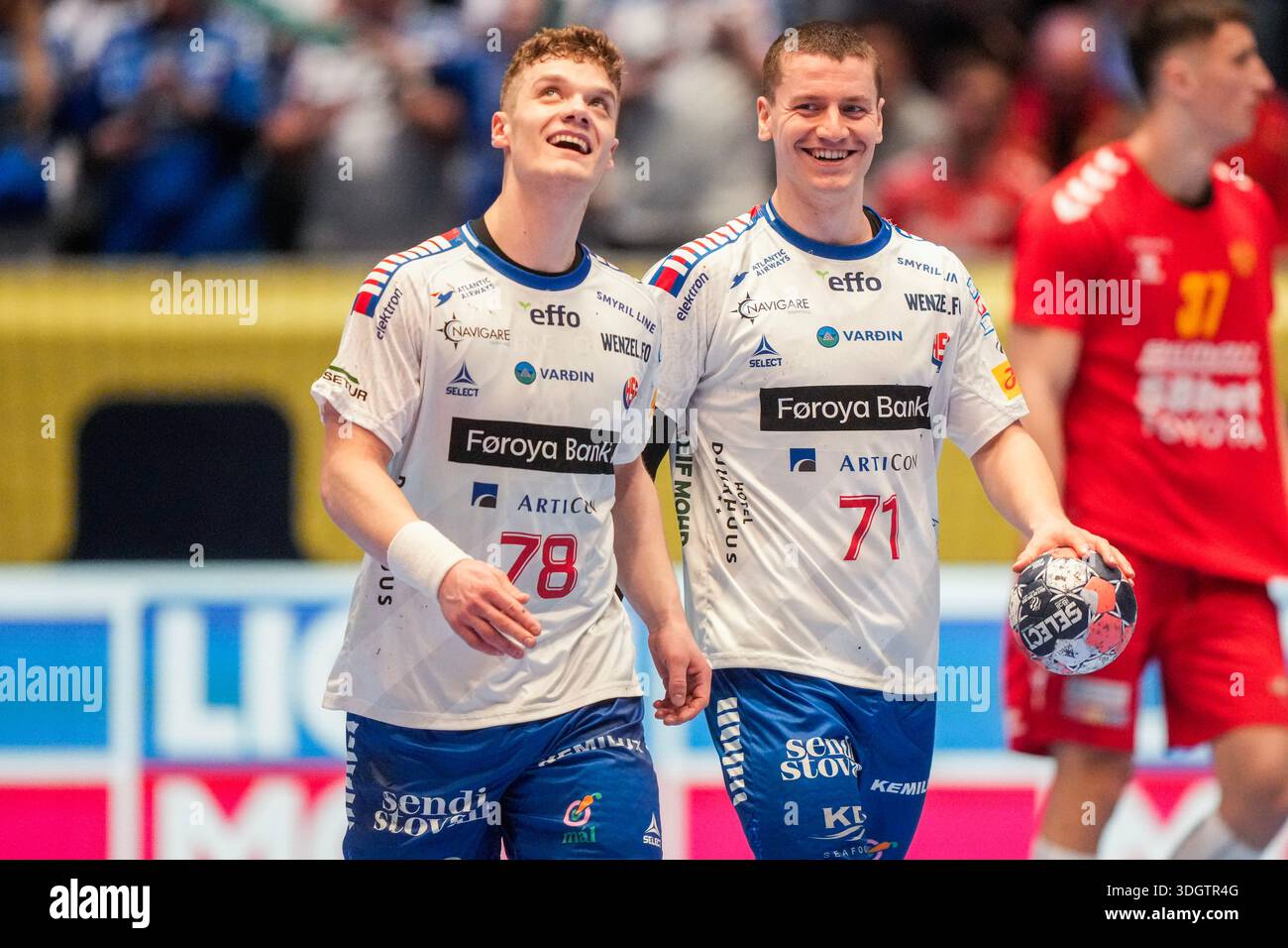 Bærum 20260118. The Faroe Islands' Óli Mittún (left) and Elias á ...