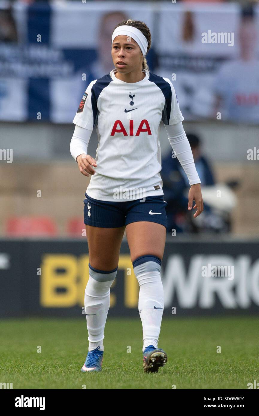 London, England. 18th Jan 2026. Tottenham Hotspur's Lenna Gunning ...