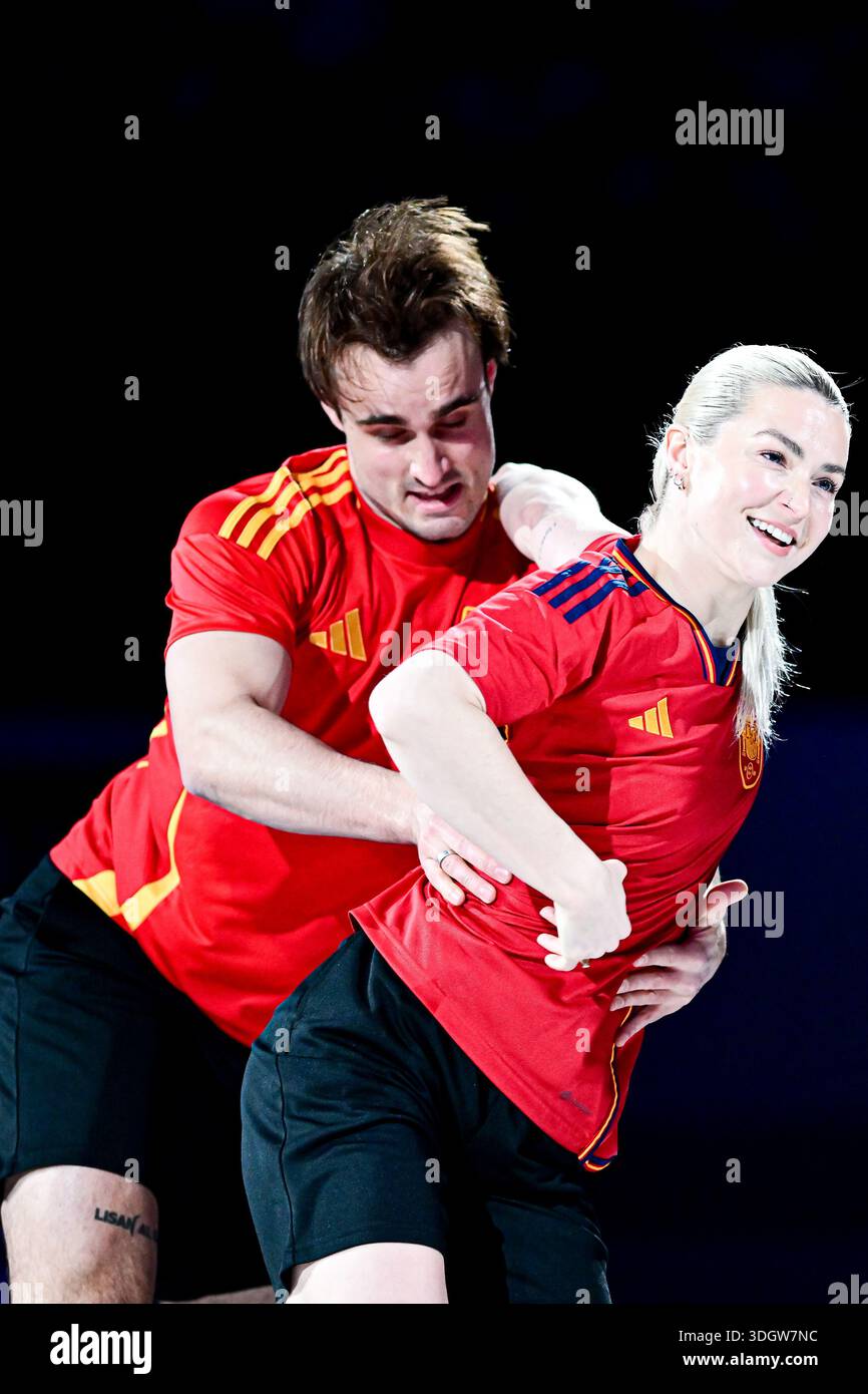 Olivia SMART & Tim DIECK (ESP), during Exhibition Gala, at the ISU ...