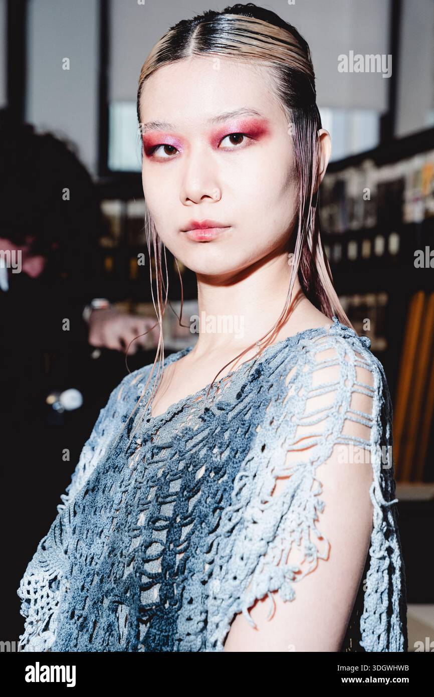 Milan Fashion Week - Men F/W 2026-27 Simon Cracker Men and Women ...