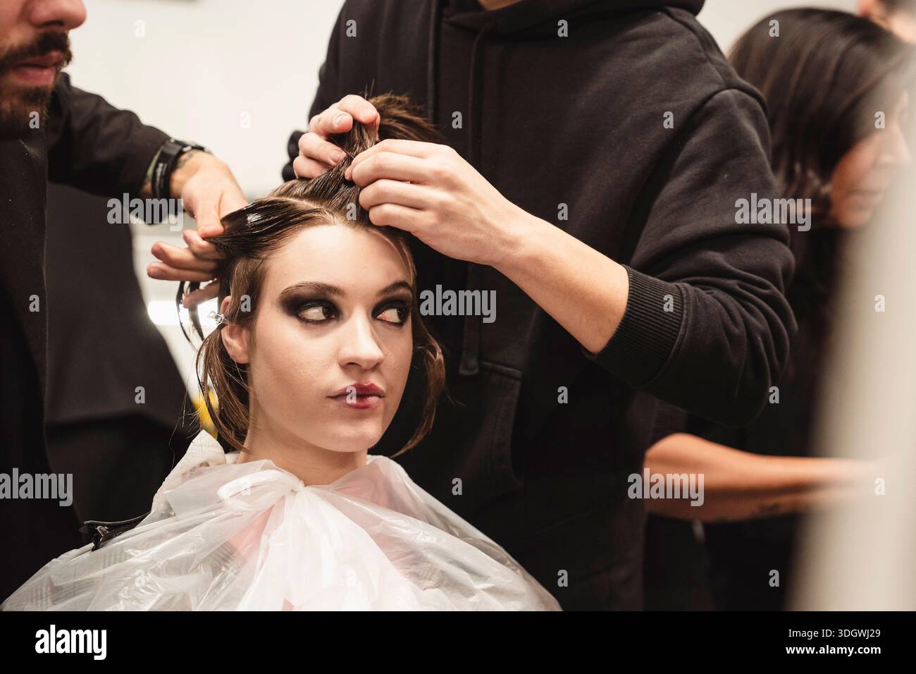 Milan Fashion Week - Men F/W 2026-27 Simon Cracker Men and Women ...