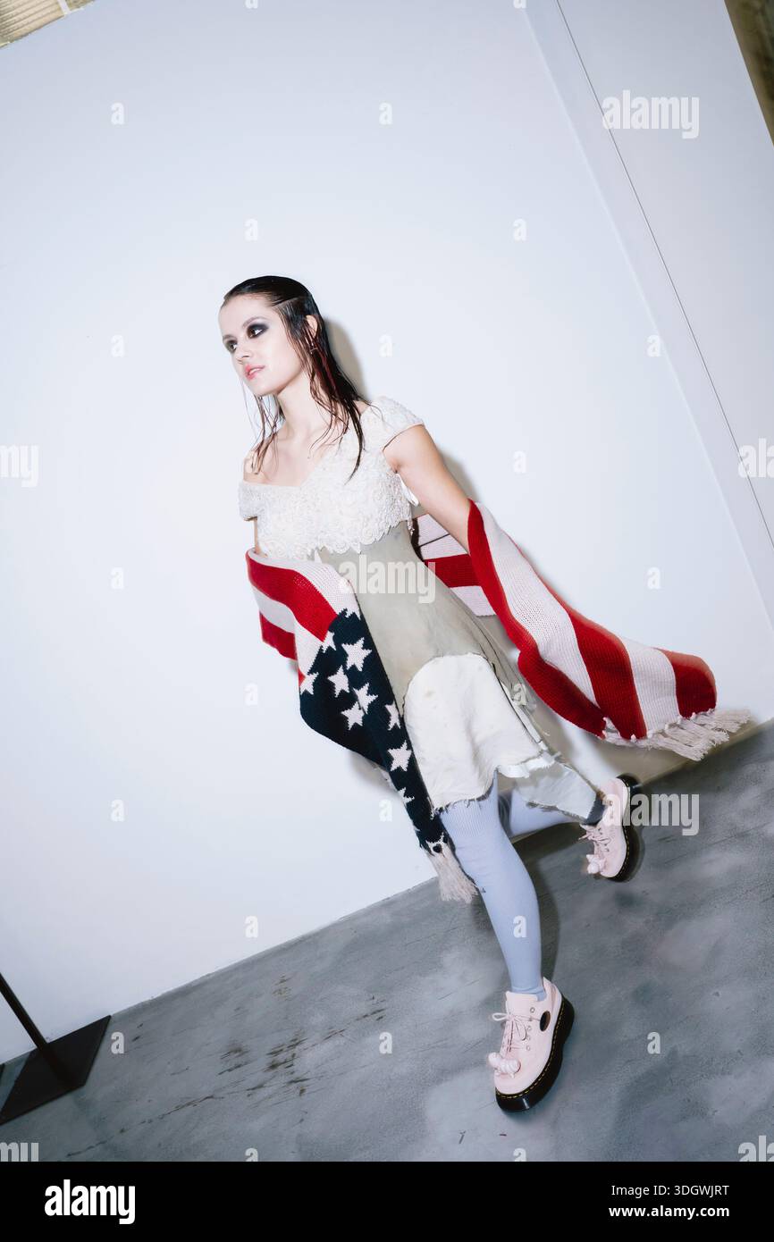 Milan Fashion Week - Men F/W 2026-27 Simon Cracker Men and Women ...