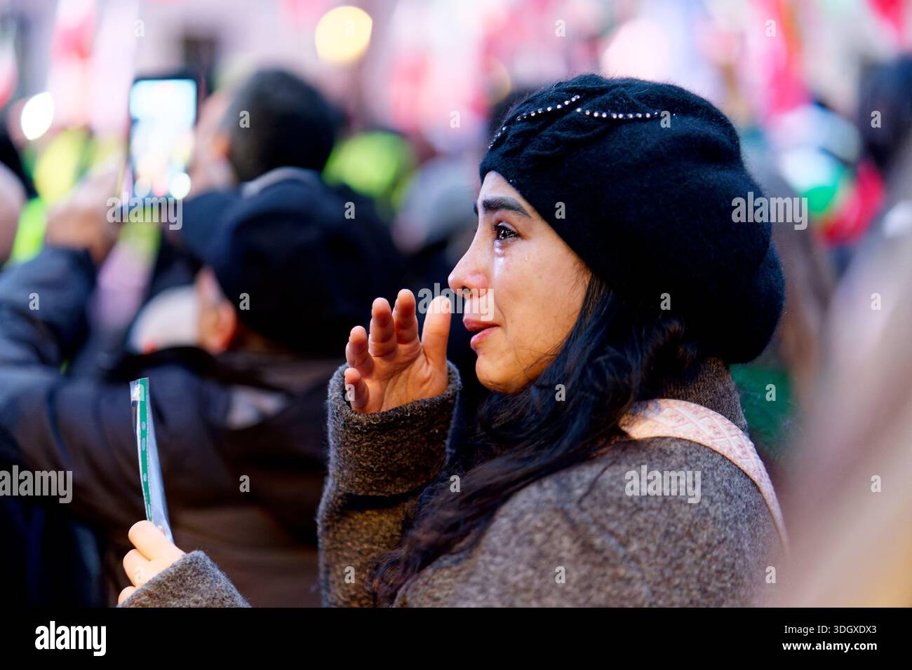 Iranian woman burning ali khamenei image 2026 hi-res stock photography ...