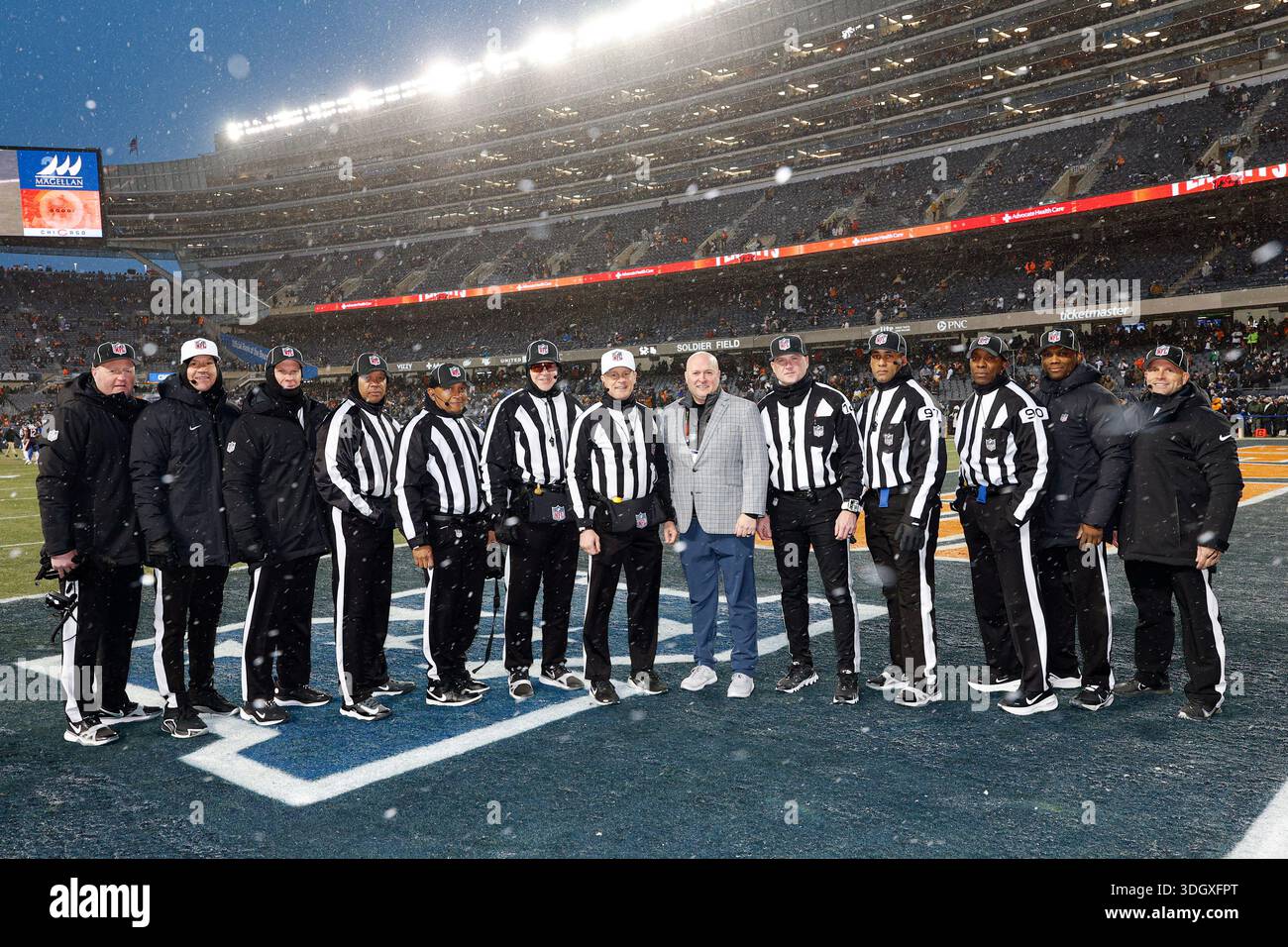Alternate Officials Tripp Sutter (37), Clete Blakeman (34), Rich ...