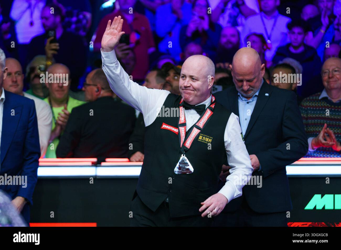 John Higgins looks dejected after losing The Johnstone’s Paint Masters ...