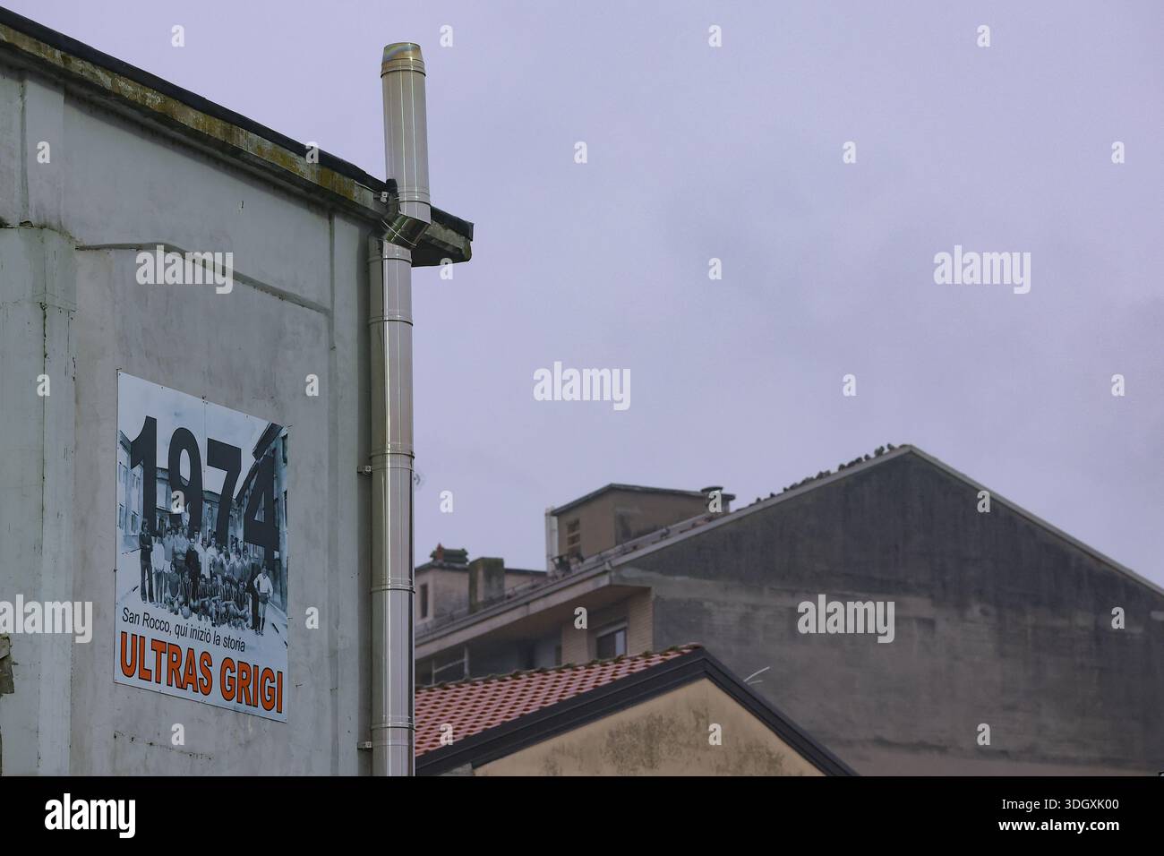 Alessandria, Italy, 17th January 2026. A ultras sign on the side of the ...