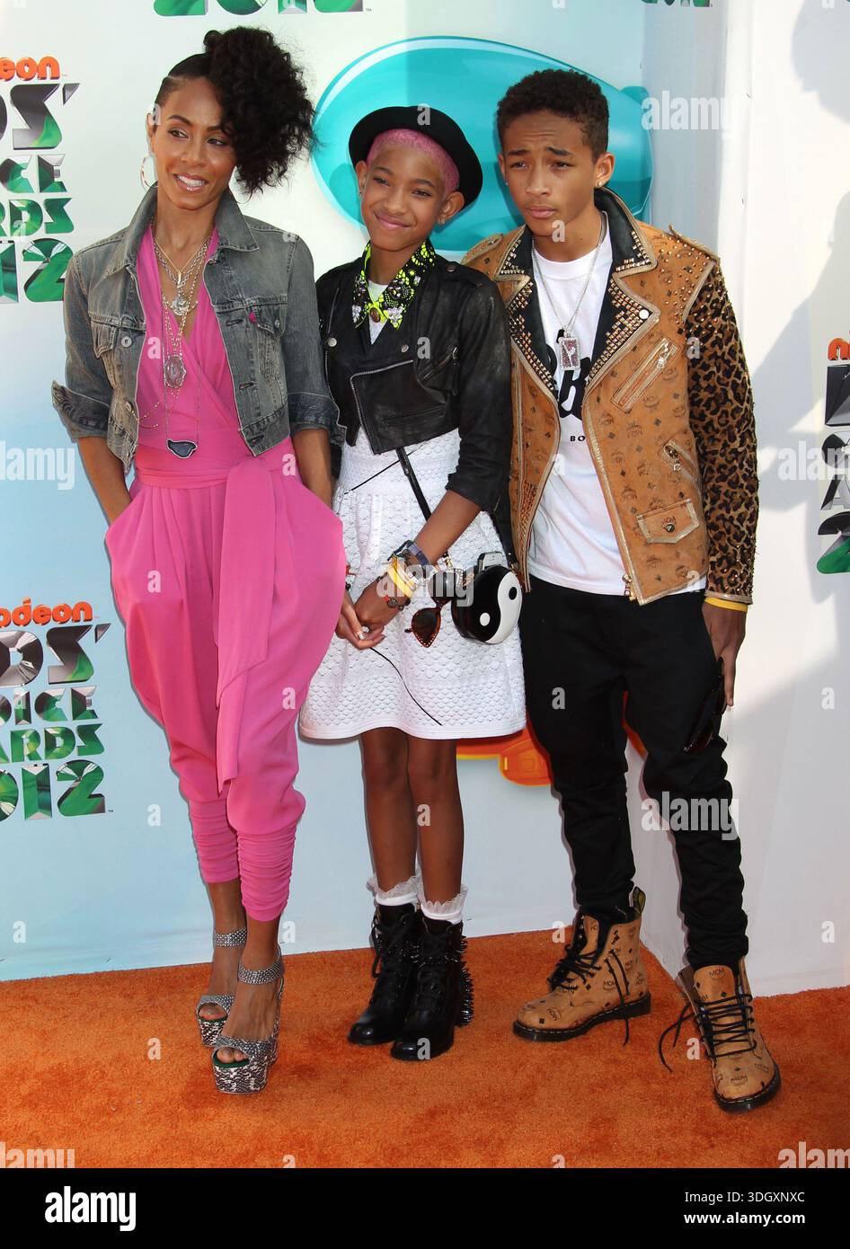31 March 2012 - Los Angeles, California - Jada Pinkett Smith, Willow ...
