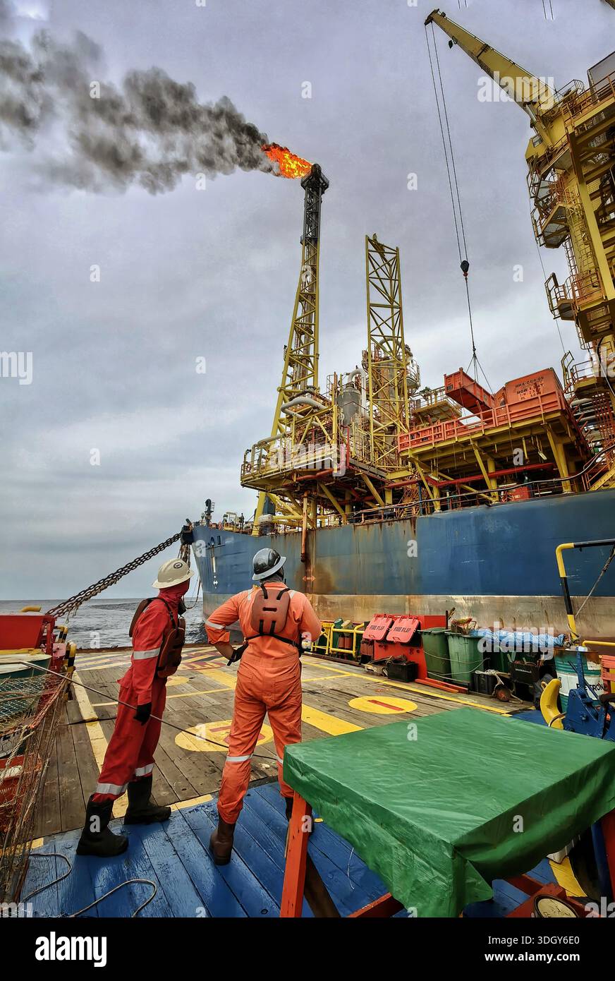 vessel operation with FPSO Stock Photo - Alamy