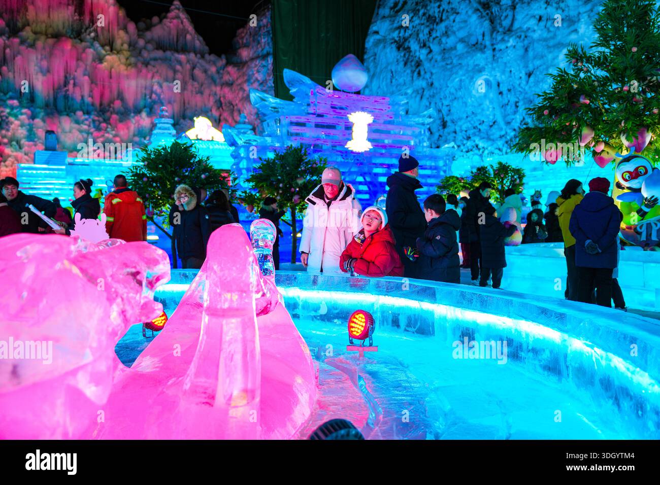 The 40th Longqingxia Ice Lantern Festival opens in Beijing, China, 15 ...
