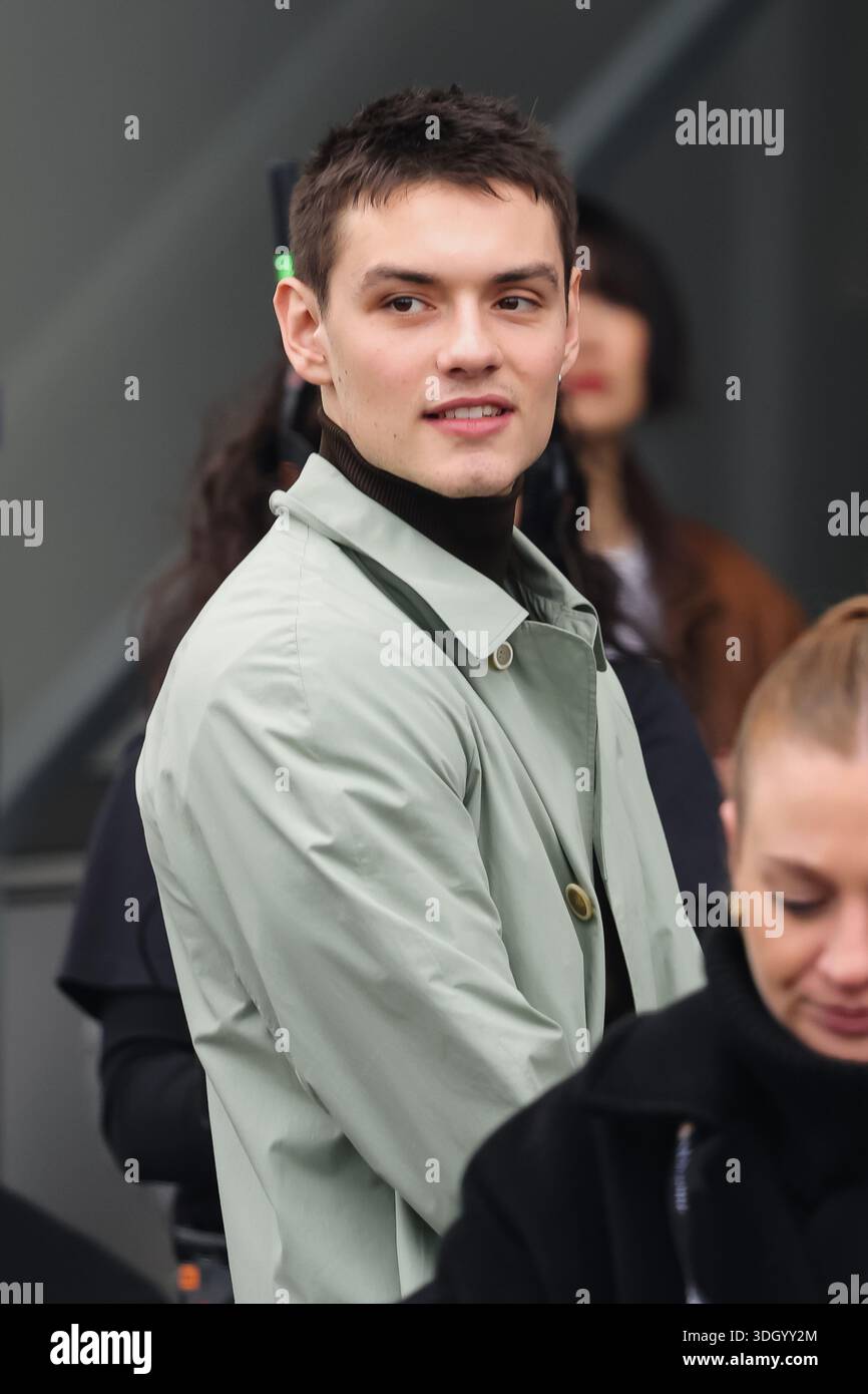 Milan, Italy. 18th Jan, 2026. Louis Partridge arrives at the Prada ...