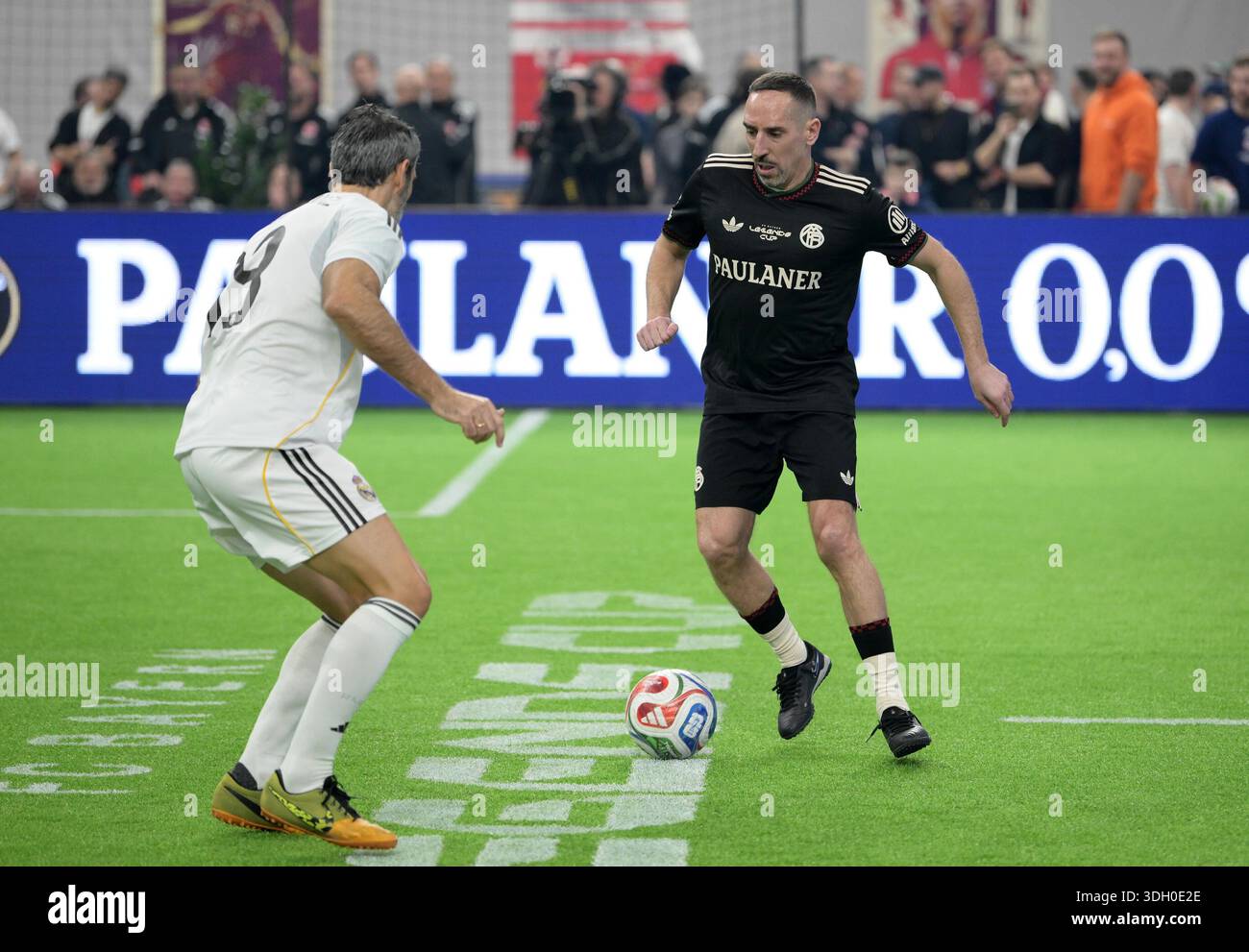 from left: Fernando Sanz, Franck Ribery (Bayern) Munich, January 18 ...