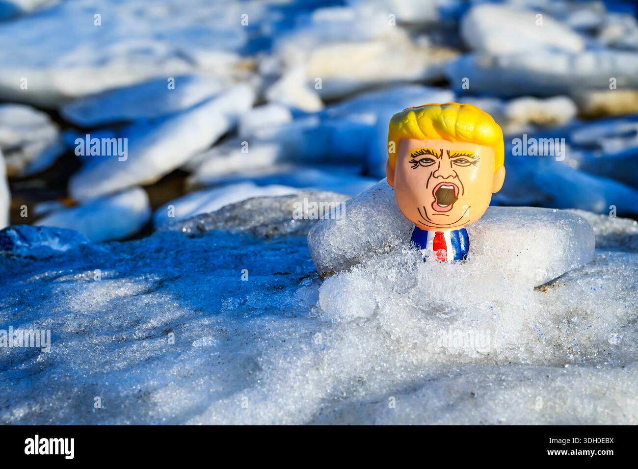 President donald trump standing hi-res stock photography and images - Alamy