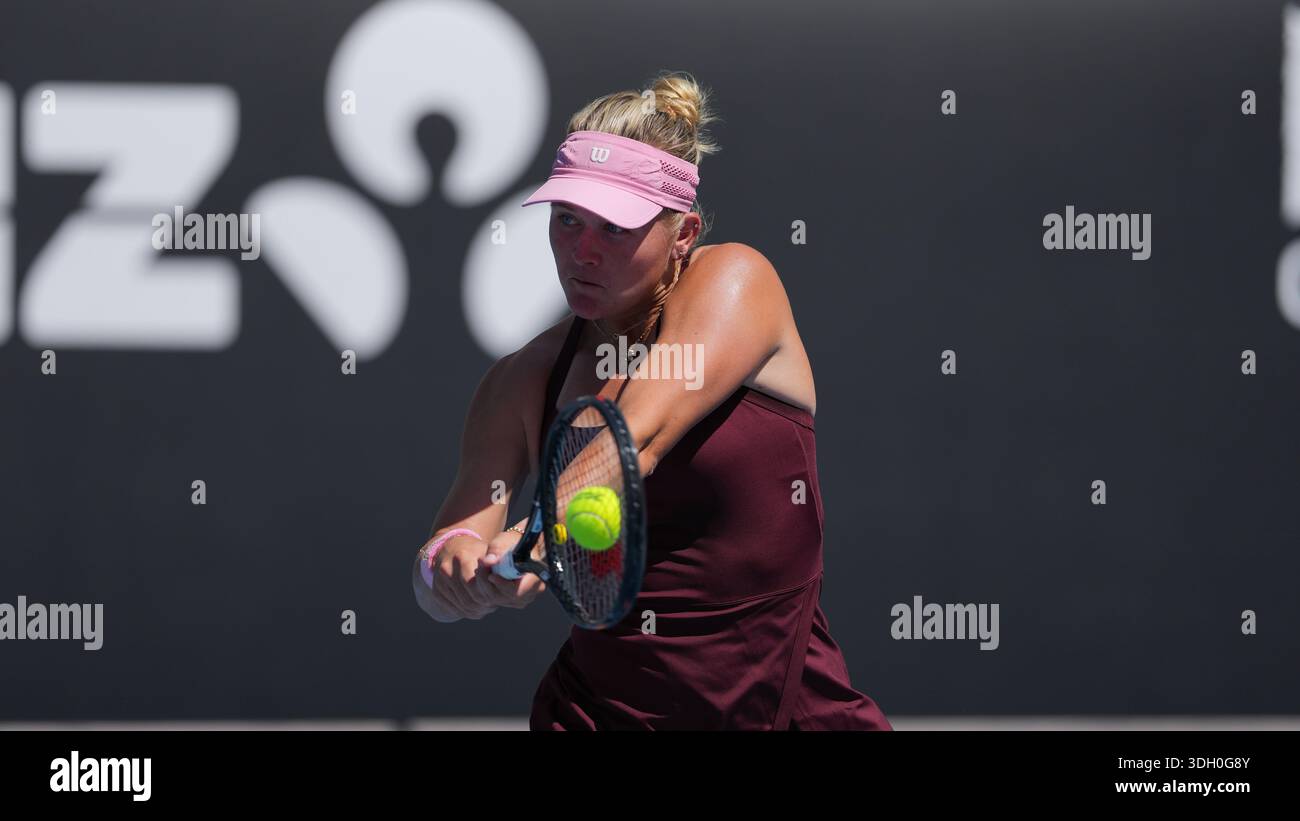 Peyton Stearns of the U.S. plays a backhand return to Sofia Kenin of ...