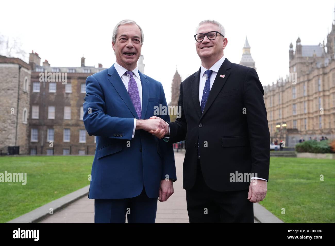 Reform UK leader Nigel Farage and Andrew Rosindell on College Green in ...
