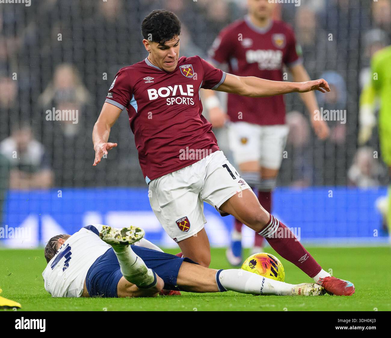 London, UK. 17th Jan, 2026. Tottenham Hotspur v West Ham United ...