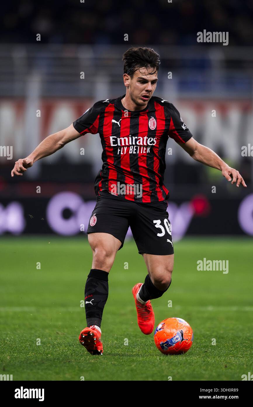 Ardon Jashari of AC Milan in action during the Serie A football match ...