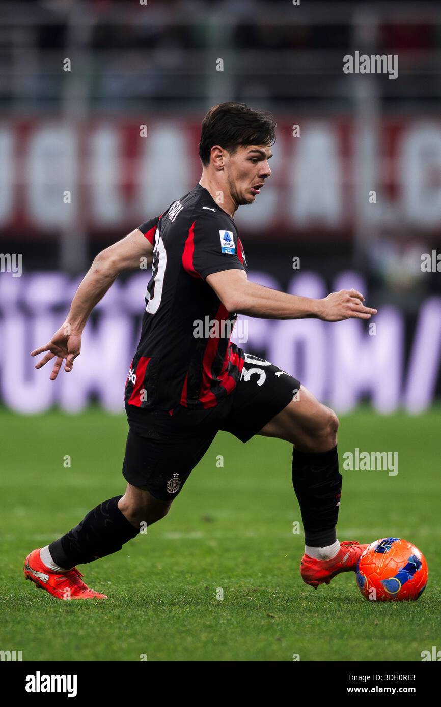 Ardon Jashari of AC Milan in action during the Serie A football match ...