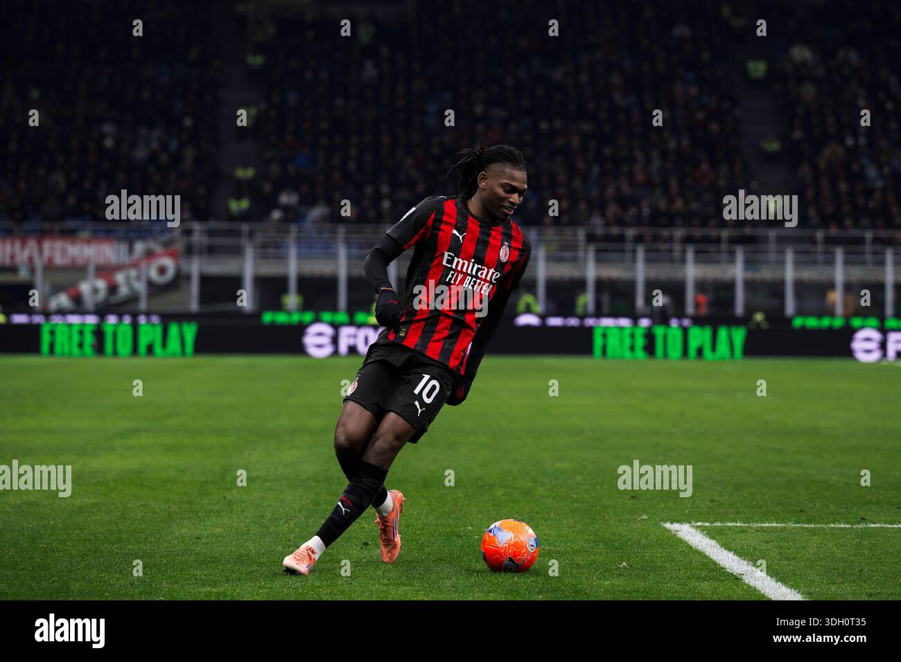 Rafael Leao of AC Milan in action during the Serie A football match ...