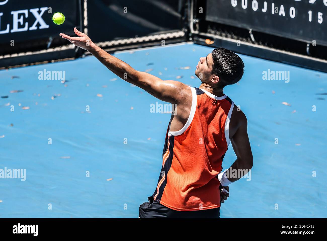 MELBOURNE, AUSTRALIA - JANUARY 17: Carlos Alcaraz of Spain practices ...