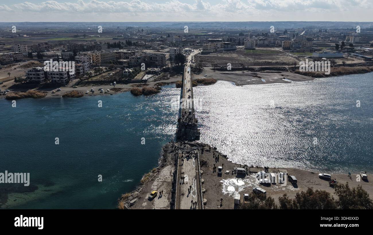 Ar Raqqah, Syria. 19th Jan, 2026. A view of a bridge connecting Ar ...