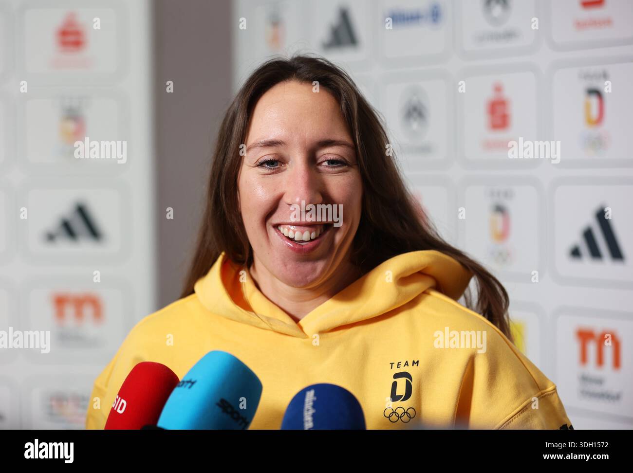 Clothing Team Germany Olympic Winter Games, Olympics Here in the ...